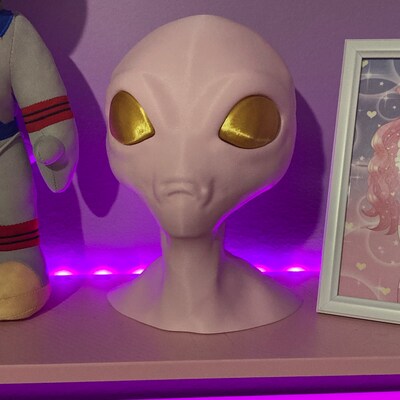 Alien Headphone Stand Fantasy Headset Holder Gaming Accessories Office ...