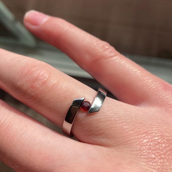 Stainless Damascus Steel Tension Ring With Diamond Cut Stone Setting ...