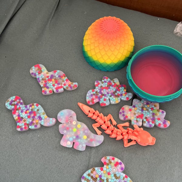 Heart Picky Party Pad™ and Tray Satisfy Your Urge to Pick, Pop and Peel ...