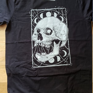 Gothic Skull Shirt, Alternative Clothing, Moon Phases T-shirt, Strega ...