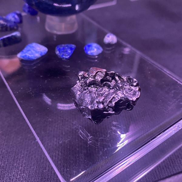 Large Chunk of Genuine Meteorite 30-60 Grams 4,200 Years Old, Great ...