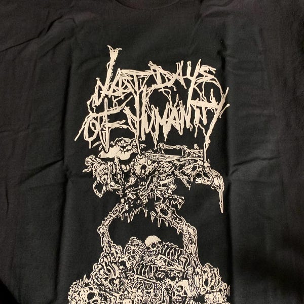 Death Sweater Human Bolt Thrower Autopsy Venom Carcass Suffocation ...