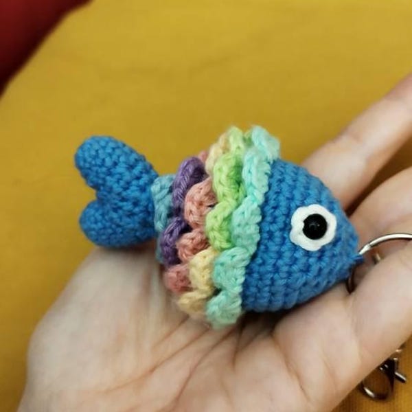 NO SEW Rainbow Fish Crochet Pattern Colorful Multicolored Aqua Koi ...