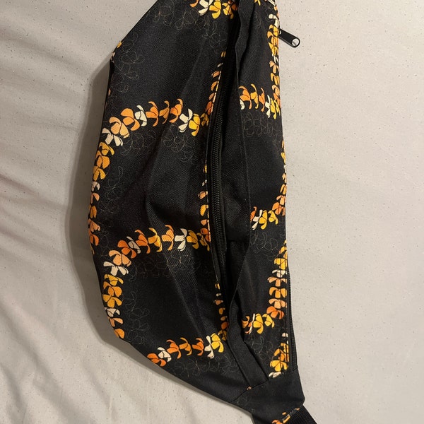 Puakenikeni Lei and Pikake Lei on Taupe Palaka Print Phone Case ...