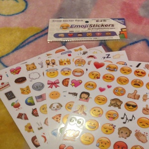 IPhone Emoji Sticker Pack 1750 Die Cut Emoji Stickers. From the iPhone ...