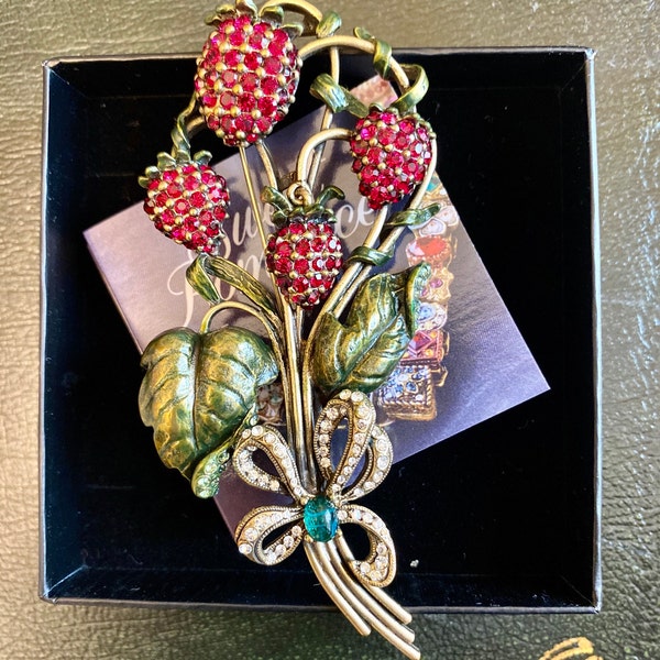 Vintage Crystal Strawberry Brooch: Red & Green Rhinestone Fruit Pin - Etsy