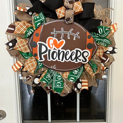 Personalized Football Door Wreath Choose Your Team Colors Customize ...