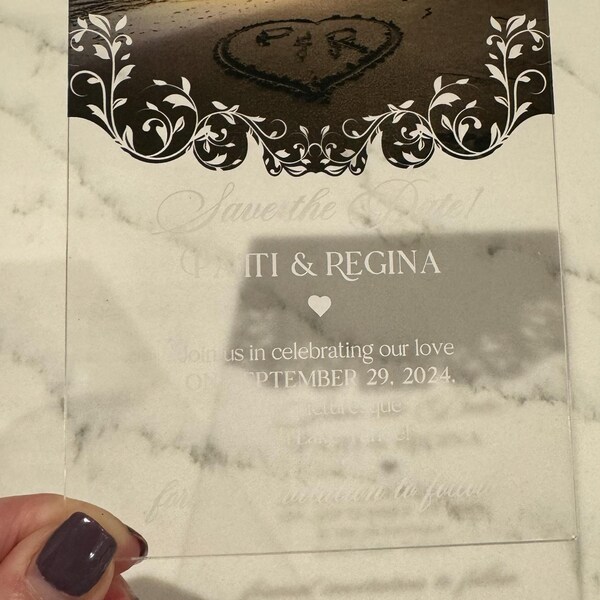 Simple Quinceañera Invitation WITH GOLDEN CROWN | Mis Quince Invite ...