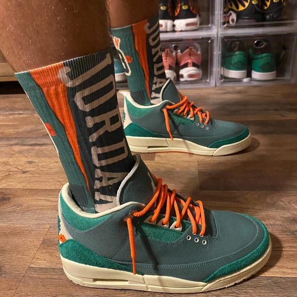 PIZZA PLANET SOCKS - Etsy