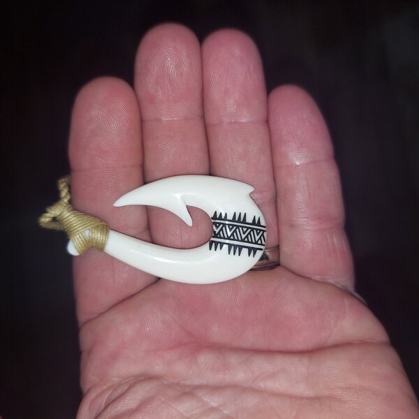 Bone Hand Carved Tattoo Inked Tribal Detail Maui Fish Hook Makau ...