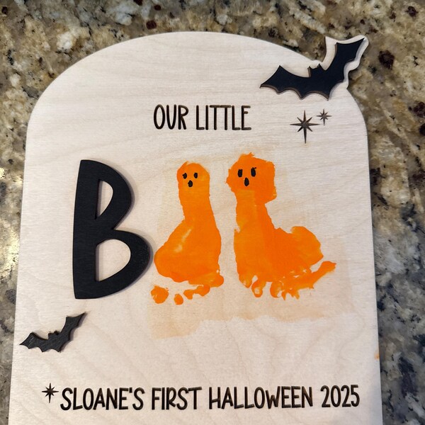 Baby's First Halloween Footprint Keepsake: DIY Personalized Sign - Etsy