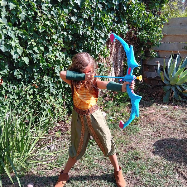 Child's Robin Hood Wrist Guards / Bracers- Hunter Green Suede, Brown ...