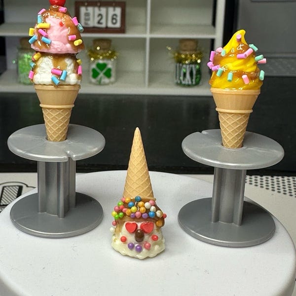 1:6 Scale Miniverse Scale Ice Cream Cones - Etsy