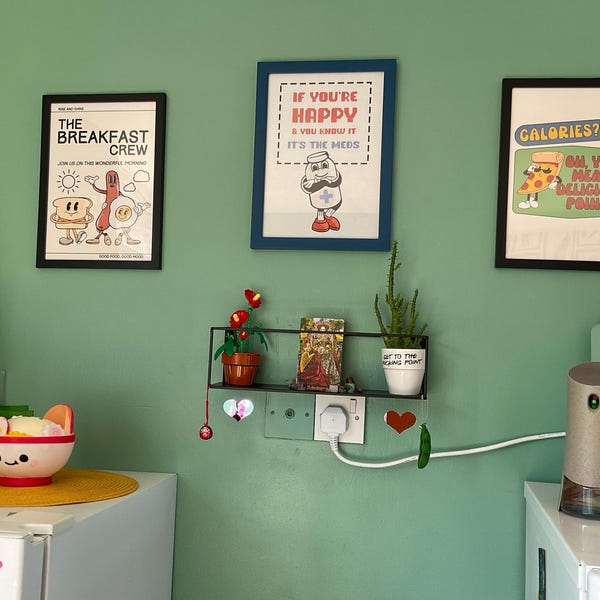 William Morris Style Bumble Bee Print - Cotton Prints Exhibition ...