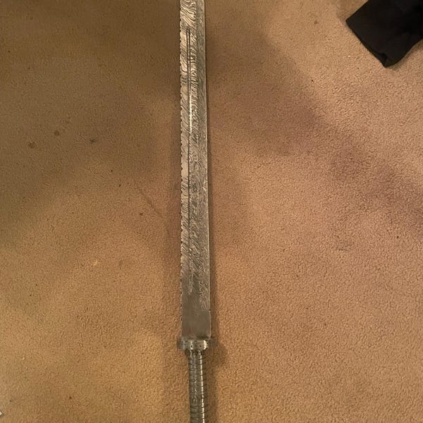 Custom Hand Forged Damascus Steel Blade Medieval Sword, 28" OA - Blood ...