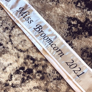 Custom Embroidered Sash/ Monotype Corsiva Font - Etsy