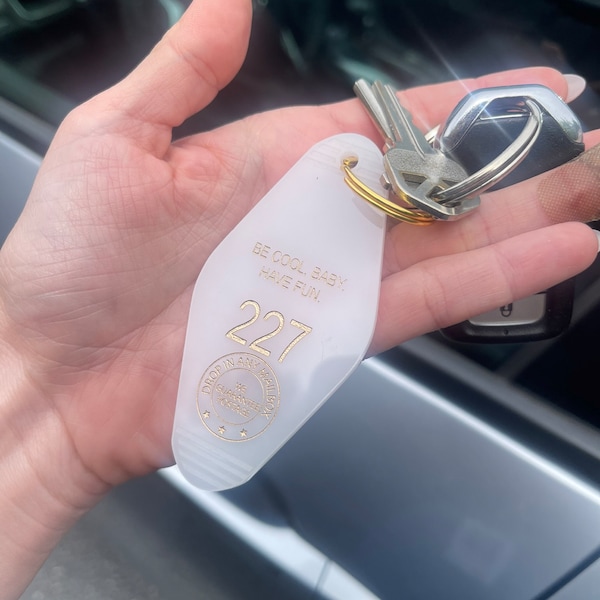 Custom Retro Motel Key Fob, YOUR CUSTOM TEXT, Custom Keychain ...