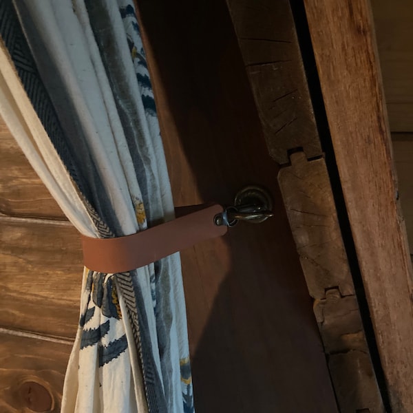 Leather Camper Travel Trailer Roll up Blind Holder Strap, Caravan Blind ...