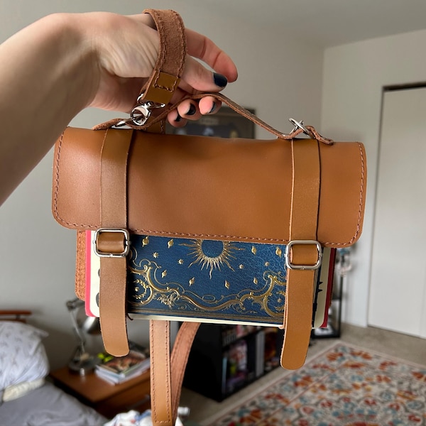 Handmade Leather Book Bag, Vintage Style Book Carrier With Straps, Book ...