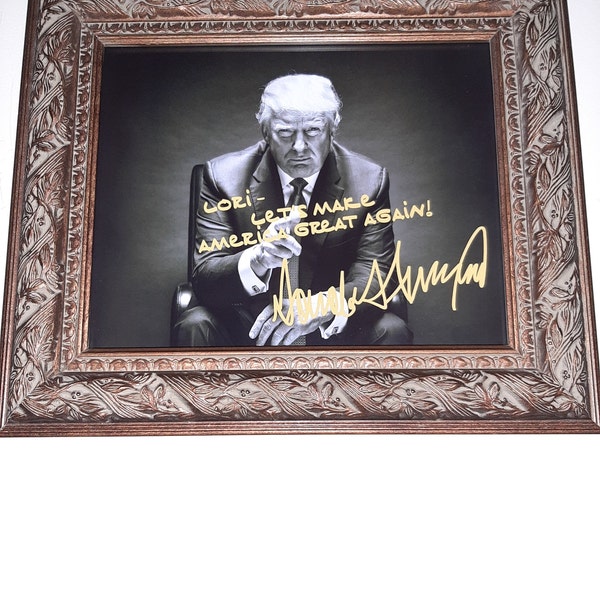 Personalized President Donald Trump Gold Autographed 8x10 Photo - FREE ...