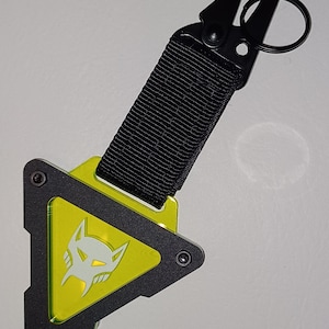 Futuristic LED Light Keychain & Necklace Accessories Multi Color ...
