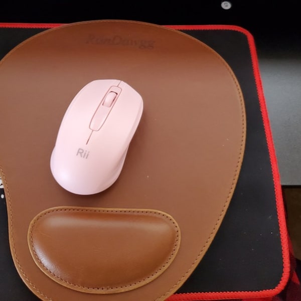 Leather Oval Mouse Pad With Wrist Rest, Personalized, Hand Crafted ...