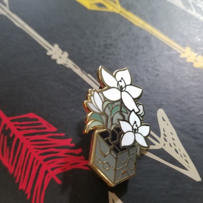 Nier: Automata enamel Pin - Etsy