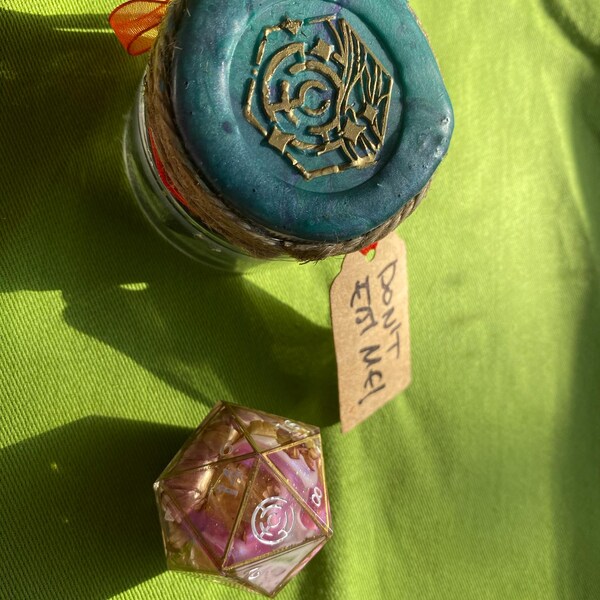 Sakura Dream. OVERSIZED D20. 30mm Face to Face Chonk. Liquid Core ...