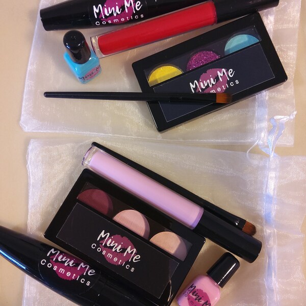 My Favorite Things Red Makeup Kit Pretend Makeup Kit Toddler Fake ...