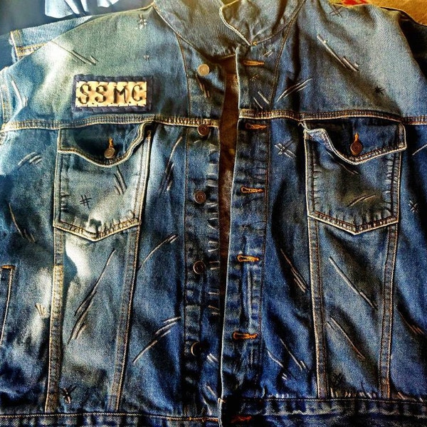 Hello | Marcus the Worm Art Print - Etsy