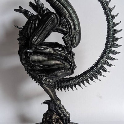 Dune Sandworm Facing Paul Atreides Shai-hulud 8K 3D Printed Resin Model ...
