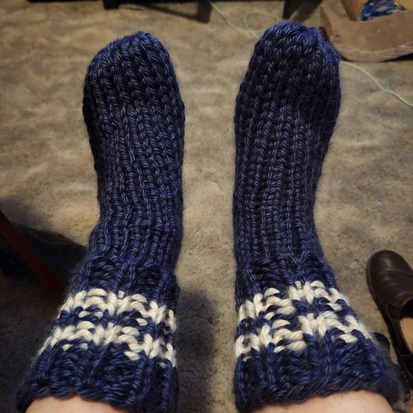 KNITTING PATTERN Easy Tube Slipper Socks Tube Socks Without a Heel ...
