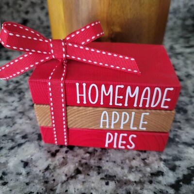 Apple Decor, Apple Pie Book Stack, Fall Book Stack, Farmhouse Decor ...