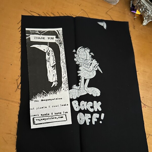 BACK OFF PATCH Sure Why Not Use This Amusing Cartoon Cat as an Icon for ...