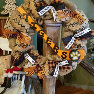 Hockey Ribbon 7/8 Inch Grosgrain Ribbon is White With Black Hockey ...