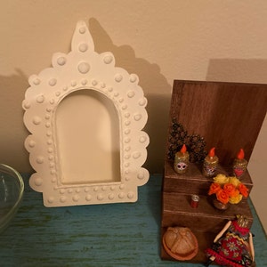 Medium Shrine Box Black - Etsy