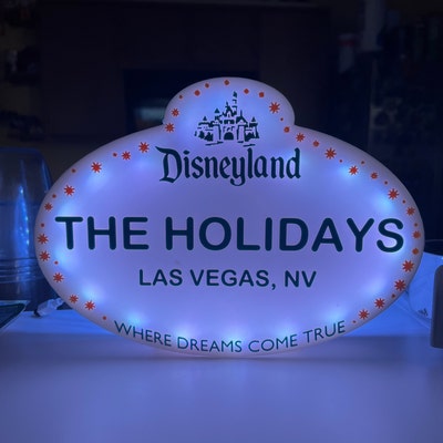 Custom Large 3D Printed Disney Cast Member Name Tag Decoration - Etsy