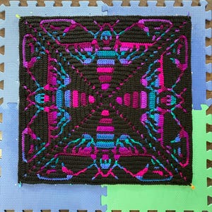 Irises Mosaic Crochet Pattern Flower Chart by Sixel Design - Etsy