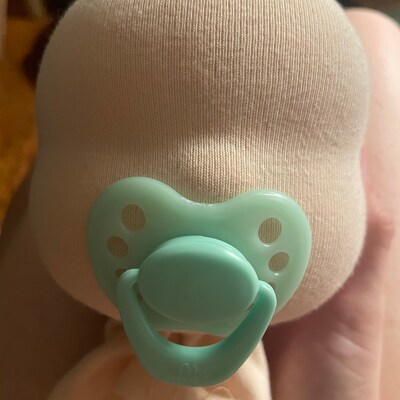 Magnetic Newborn Pacifier for Reborns Magnetic Pacifier Honeybug ...