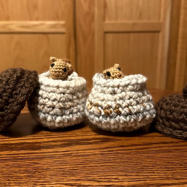 Spring Court Granny Square Crochet Pattern DIY Yarn Fiber Art Tutorial ...