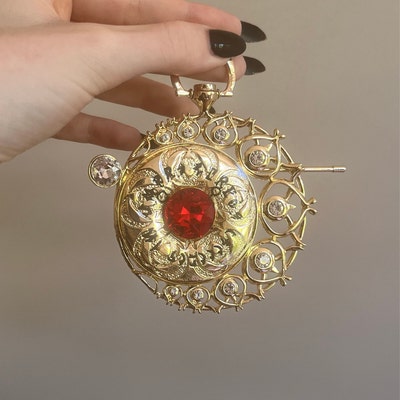 Bayonetta Cosplay Umbran Watch - Etsy