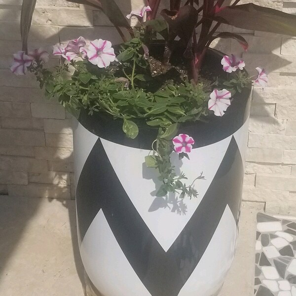 Priene HOME | Geometric Ceramic Hanging Planter | Set of 2 (black ...