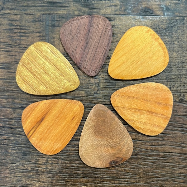 Handmade Wooden Guitar Plectrums and Picks (73 Different Domestic ...