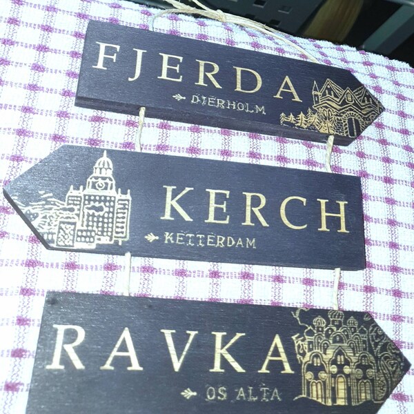 Six of Crows Wooden Signs, Handmade Wood Engraved, Inspired by the ...