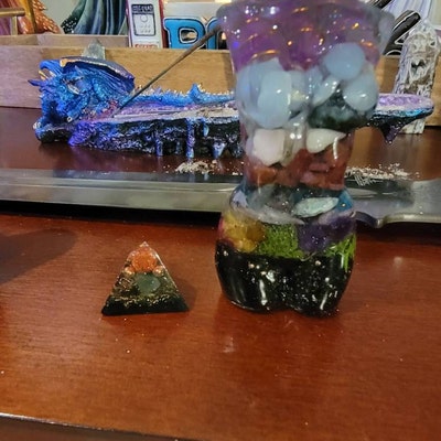 4 Goddess Orgone Statue, Divine Feminine Connection, Raw Emerald ...