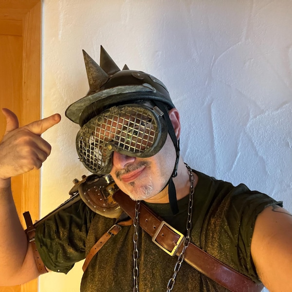 Rusty Steel Post Apocalyptic Style Shoulder Armor Piece. - Etsy