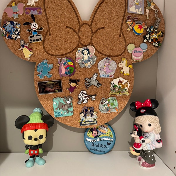 Minnie Mouse Cork Board With Engraved Detailing. Minnie Mouse Pin ...