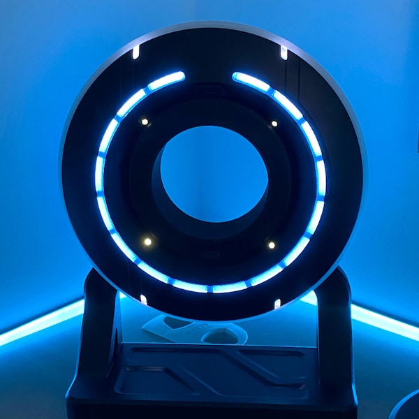 Tron Disc 2.0, Premium - LED Light up Tron Legacy Identity Disc ...