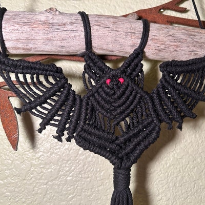 PDF Bat Macrame , Witchy Decorations, Goth Aesthetic, Digital Pattern, Diy Halloween Decor ...
