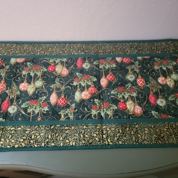 Poinsettia and Holly Quilted Table Topper, 18.5 Christmas Wall Hanging ...
